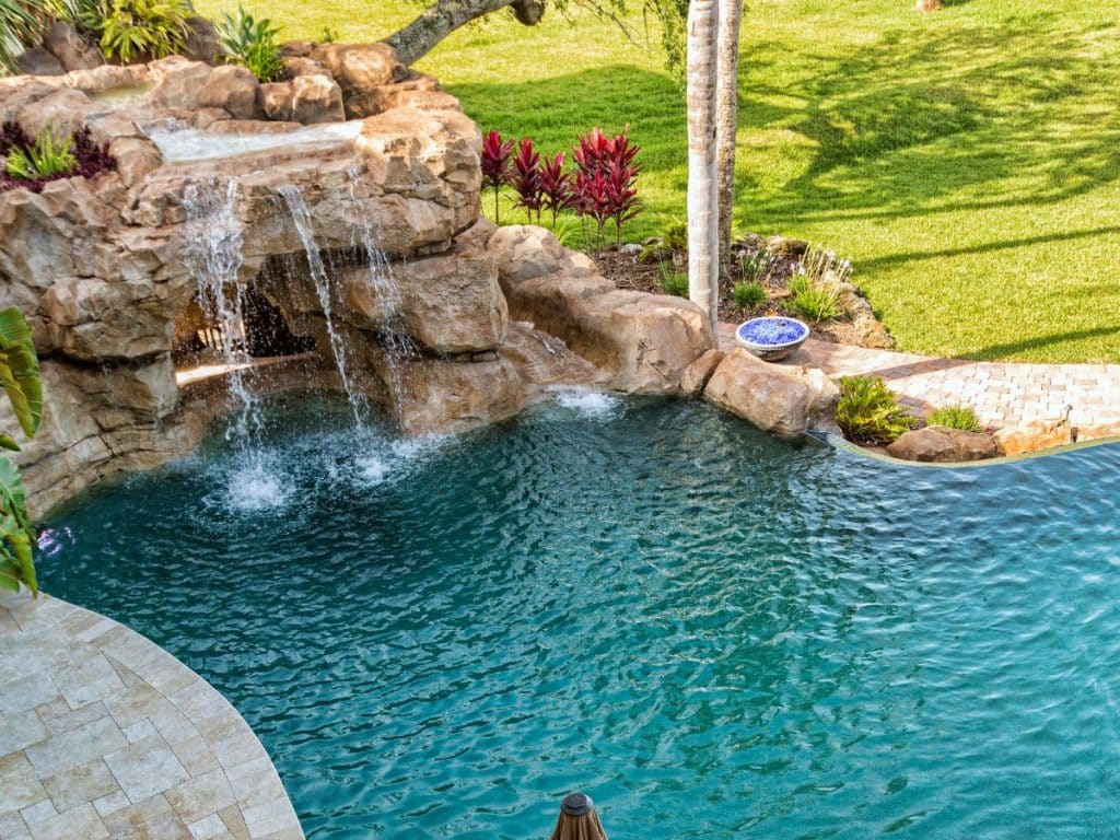 Comment fonctionne une piscine naturelle ? - Piscines Ibiza